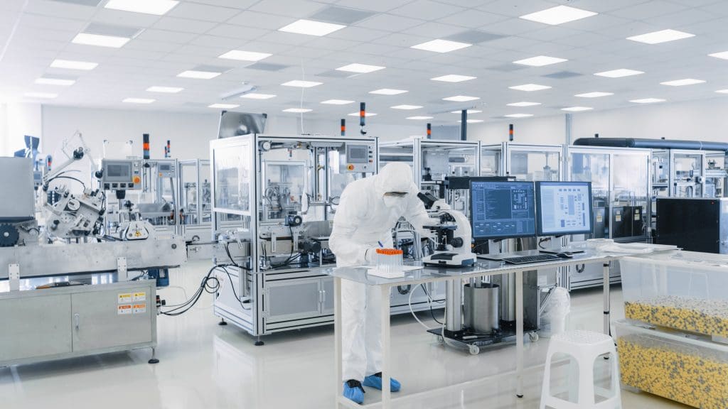 Semiconductor Technology Advancements Revolutionize 2025 | Bert Templeton