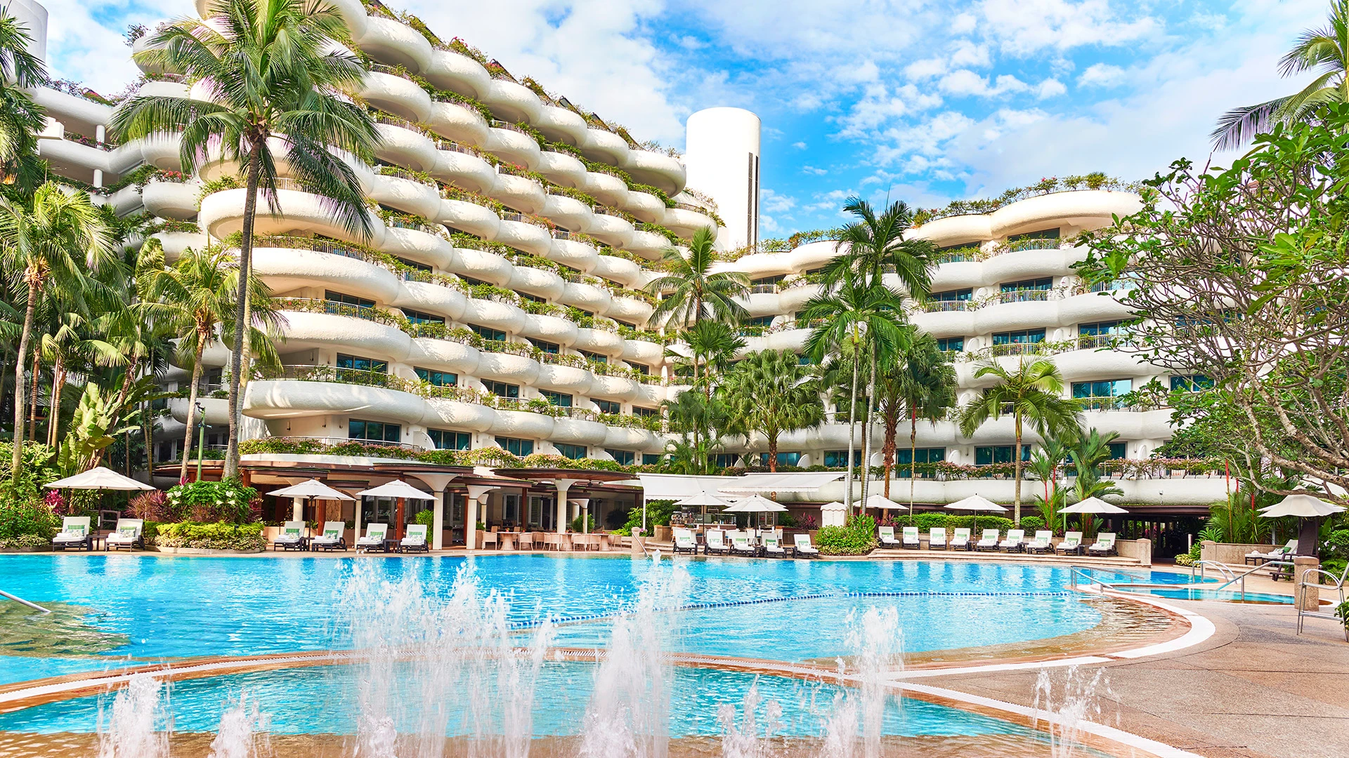 Shangri-La Hotel Singapore: An Oasis of Luxury and Legacy | Bert Templeton